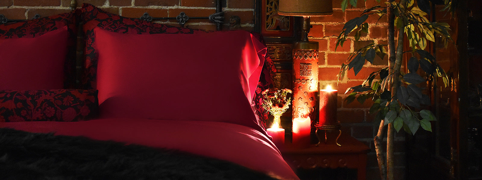 Candlelit Comfort – Sin in Linen