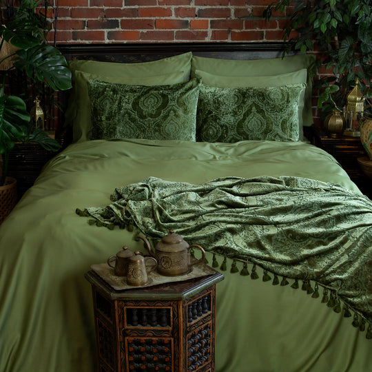 Sensual Bedding: Luxurious Sheets and Comforters – Sin in Linen